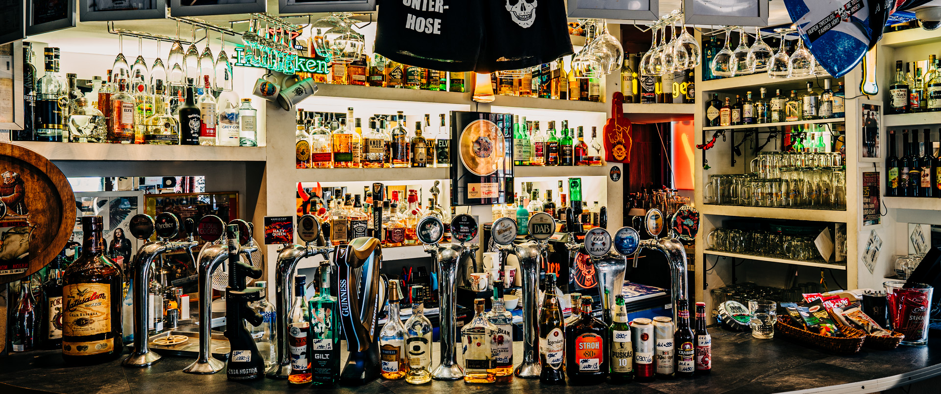 Home - Liquid Rock - Budapest - Rock Bar